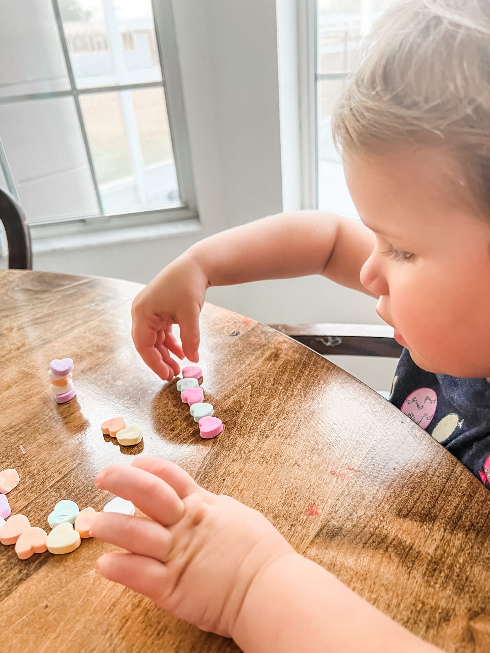 10 Valentine’s Day STEM Activities for Toddlers - Two Mama Bears