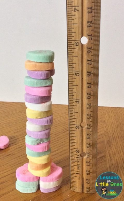 10 Valentine’s Day STEM Activities for Toddlers - Two Mama Bears